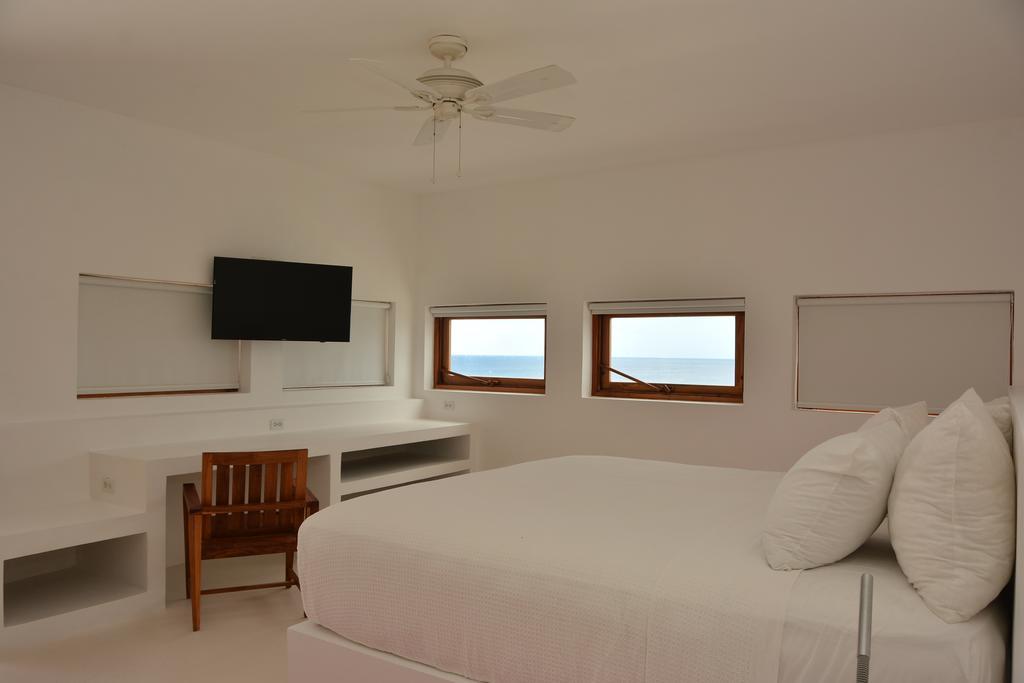 ᐉ PATTOO CASTLE HOLIDAY HOME ( NEGRIL, JAMAICA ) REAL PHOTOS & GREAT DEALS
