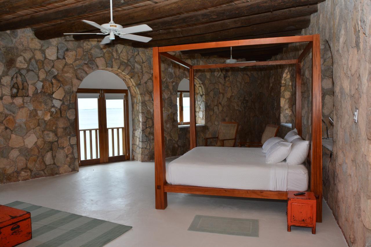 ᐉ PATTOO CASTLE HOLIDAY HOME ( NEGRIL, JAMAICA ) REAL PHOTOS & GREAT DEALS